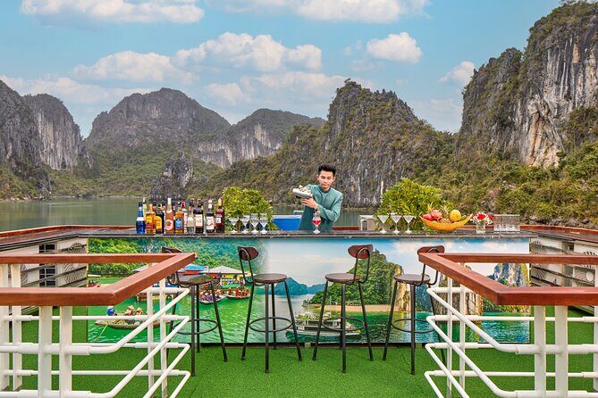 Full Day Halong Bay Luxury Limousine Bus & Buffet Lunch - Ti Top Island: Swim or Snap Photos