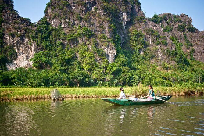 Full day Hoa Lu, Tam Coc and Mua Cave by Limousine from Hanoi - FAQ