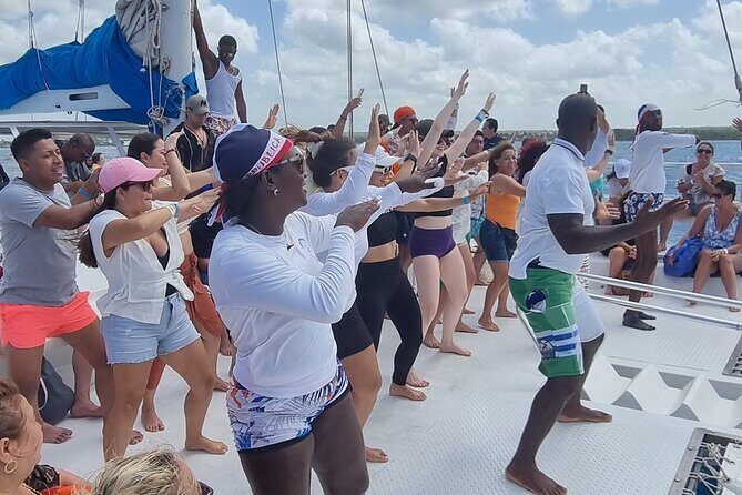 Full Day Island Tour in Isla Saona from Punta Cana - An In-Depth Look at the Isla Saona Tour