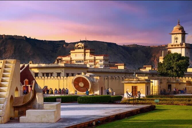 Full Day Jaipur Sightseeing Tour by TukTuk - FAQ