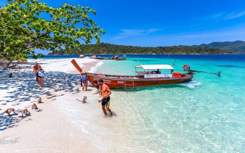 Full-Day Koh Lipe 7 points Snorkeling Experience with Lunch - Introduction and First Impressions