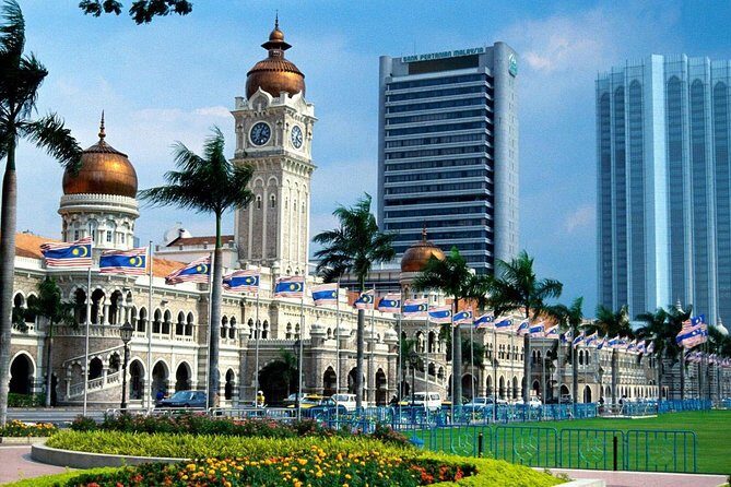 Full-Day Kuala Lumpur Grand Tour with Lunch - The Itinerary in Detail: What You’ll Experience