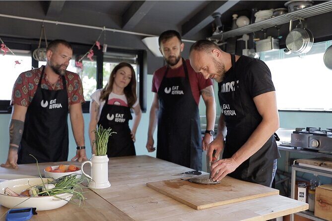 Full-Day Market Tour and Cooking Class in Pula - Additional Perks and Practicalities