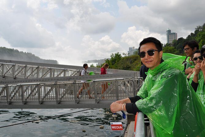 Full-Day Niagara Falls Tour from Toronto w/Boat/JBF/Tower - Analyzing the Cost and Value