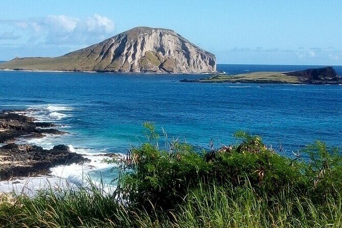 Full Day Oahu Tour with Byodo Temple & Waimea Waterfalls - Authentic Experiences and Hidden Gems