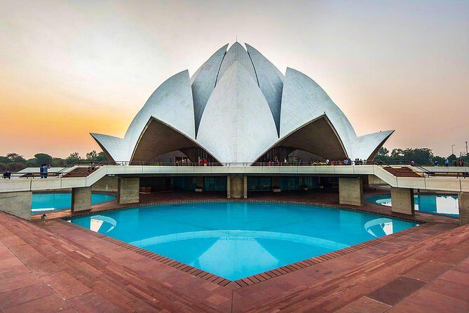 Full Day Old and New Delhi Private Tour with Guide - The Itinerary: A Deep Dive Into the Sights