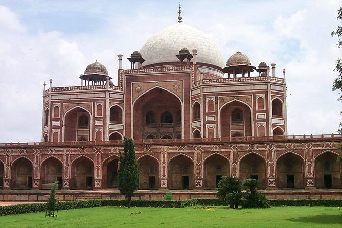 Full Day Old and New Delhi Sightseeing Tour - Key Points