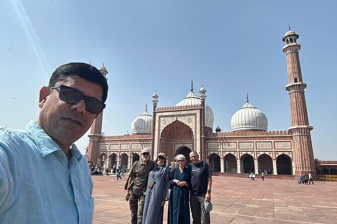 Full Day Old and New Delhi Tour By Car Tuktuk - FAQ