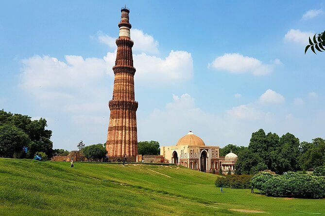 Full Day Old Delhi and New Delhi Tour - The Sum Up