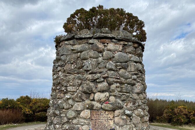 Full Day Outlander Clava, Culloden, Cawdor Castle & Loch Ness - FAQ