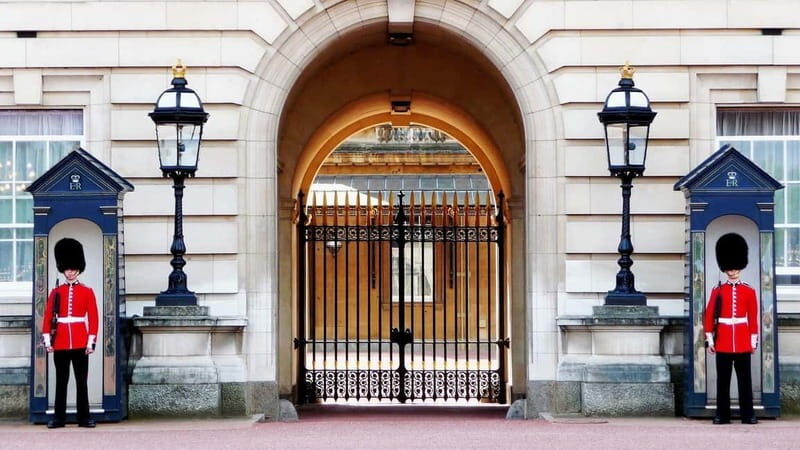 Full Day Panoramic Only Driver-Guided Tour of London - An In-Depth Look at the Experience