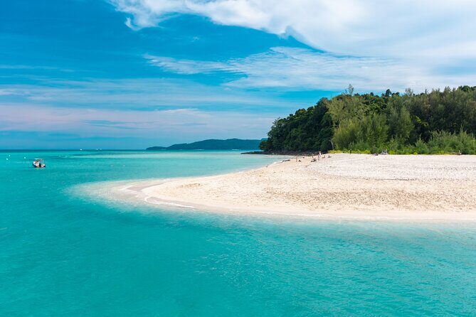 Full-Day Phi Phi and Maiton islands Tour by Speed Catamaran - An In-Depth Look at the Full-Day Phi Phi and Maiton Islands Tour