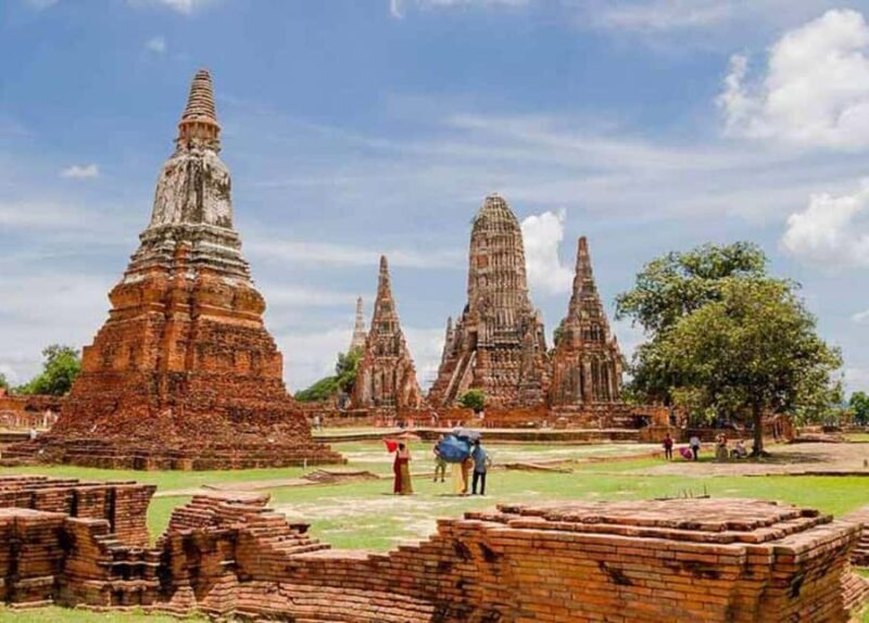 Full day - Phra Nakhon SiAyutthaya Temples with Photographer - FAQs