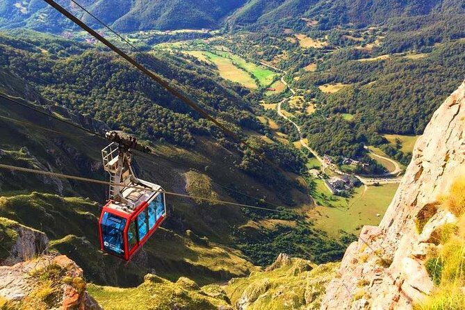Full Day Private 4WD Tour from Santander to Picos de Europa. Excellent meals. - Key Points