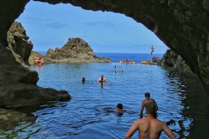 Full Day Private 4x4 Tour in West Madeira with Local Guide - The Itinerary in Detail: What to Expect from Each Stop