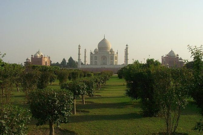 Full-day private Agra tour with Kachhpura Village walk from Delhi - Who will love this tour?