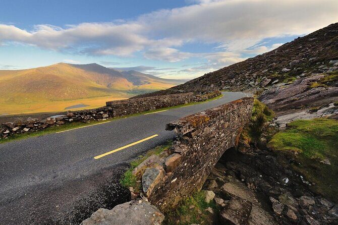 Full Day Private Cultural Tour in Dingle Peninsula - An Authentic Irish Adventure from Conor Pass to Coastal Cliffs