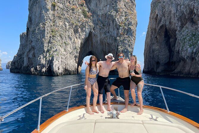Full-Day Private Guided Boat Tour in Capri - Key Points