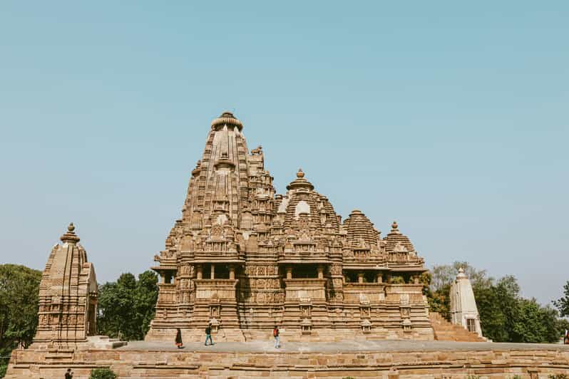 Full-Day Private Guided Temple Tour in Khajuraho - Key Points