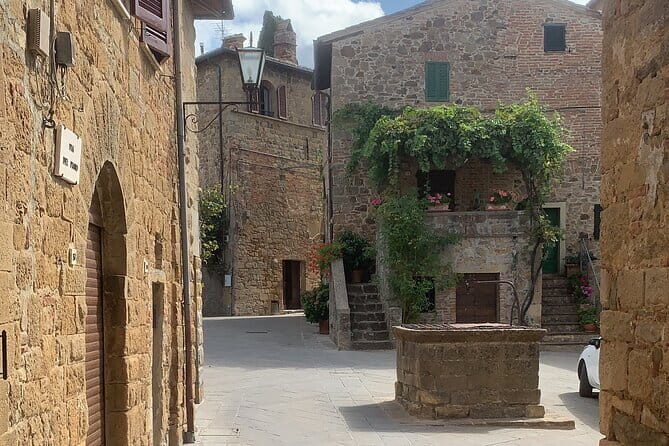 Full Day PRIVATE Guided Tour in Val D'Orcia Region - The Itinerary in Detail: What to Expect