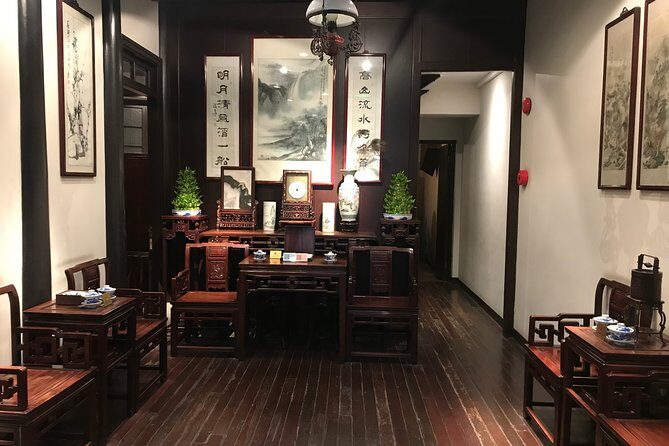 Full-Day Private Guided Tour of Shanghai's Culture and History - Unpacking the Experience: A Deep Dive into the Tour