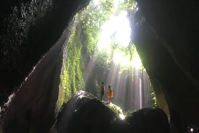 Full-Day Private Guided Tour to Bali Waterfalls - Key Points