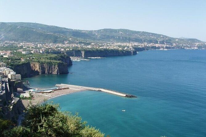 Full-Day Private Guided Tour to Positano and Sorrento and Pompeii from Naples - Exploring the Itinerary in Detail