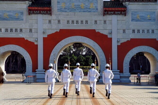 Full Day Private History Tour in Taipei City - Key Points