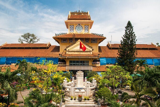 Full-Day Private Ho Chi Minh City Tour - Reunification Palace and Lunch: A Taste of Vietnamese Heritage