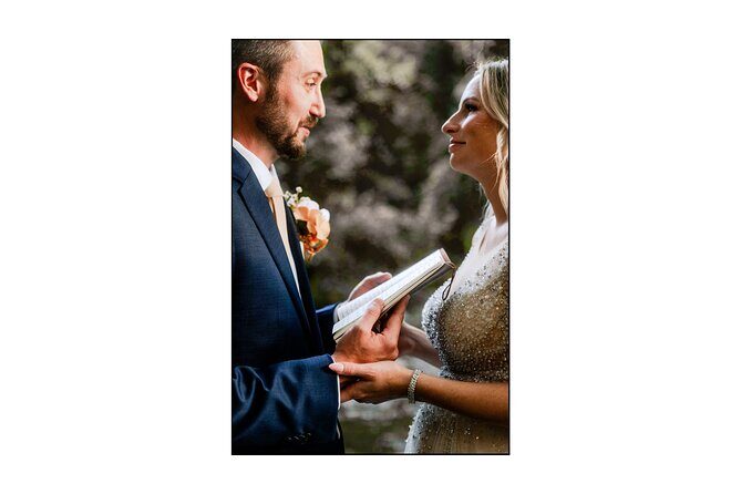 Full Day Private Iceland Elopement Photographer - An In-Depth Review of the Experience