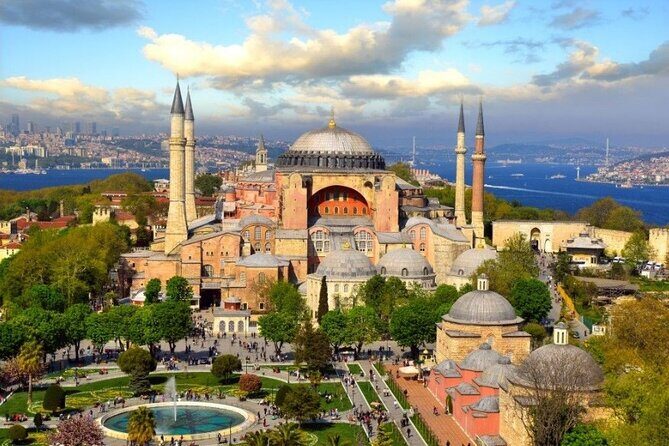Full Day Private Layover Tour in Istanbul - Practical Details and What You’ll Experience