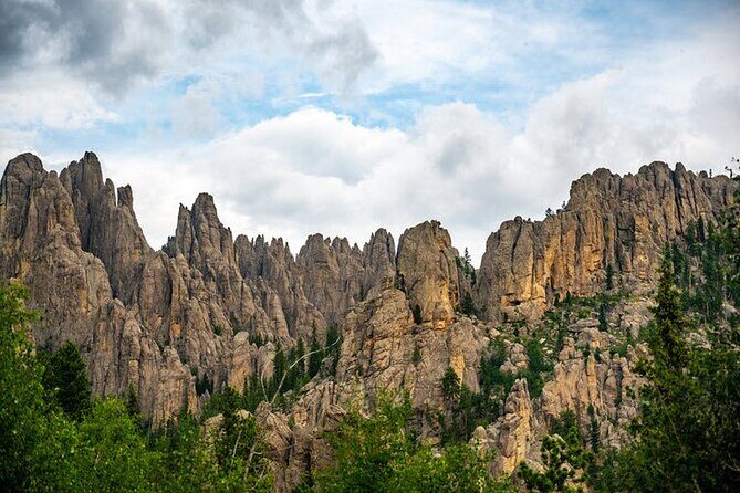 Full-Day Private Sightseeing Tour in South Dakota - FAQ