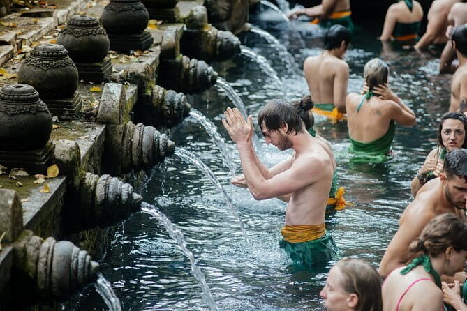 Full Day Private Tour from Tegenungan Waterfall to Tanah Lot - FAQs