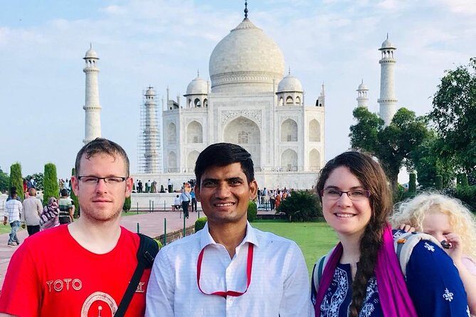 Full-Day Private Tour in Agra with Lunch - Key Points