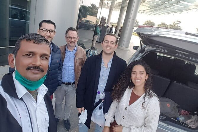 Full-Day Private Tour in New-Delhi with Pick Up - Exploring Delhi in Comfort and Style: A Closer Look at the Full-Day Private Tour