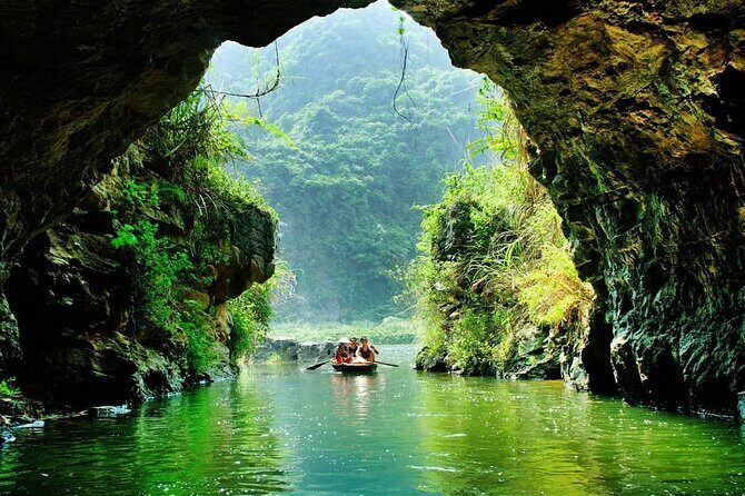 Full Day Private Tour in Ninh Binh(Trang An-Bich Dong-Mua Cave) - An In-Depth Look at the Tour Itinerary