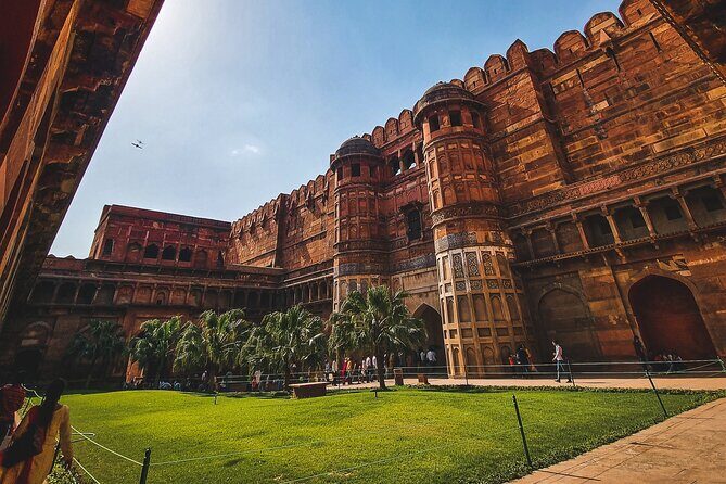 Full-Day Private Tour in Taj Mahal by Gatiman Express Train - Authenticity & Expert Guidance