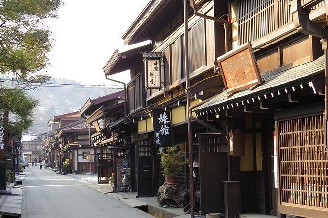 Full Day Private Tour in Takayama Old Township and Shirakawago - An In-Depth Look at the Itinerary