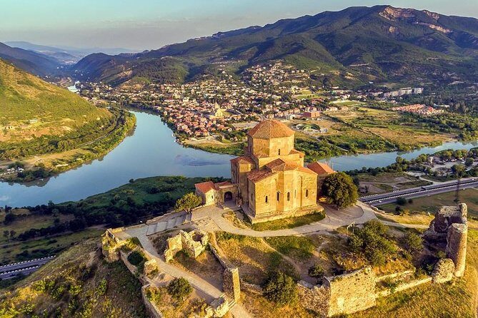 Full-day Private tour in Tbilisi & Mtskheta With unforgettable impressions - Who Should Consider This Tour?