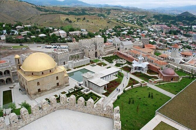 Full Day Private Tour in Vardzia, Rabati and Borjomi with Guide - The Authentic Experience
