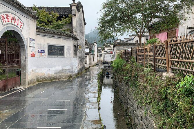 Full-Day Private Tour of Hongcun and Xidi Village with Pick Up - FAQ