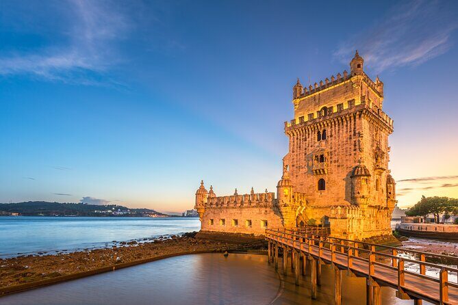 FULL DAY Private Tour of Lisbon's main tourist attractions - Discovering Lisbon: A Balance of History, Views, and Culture