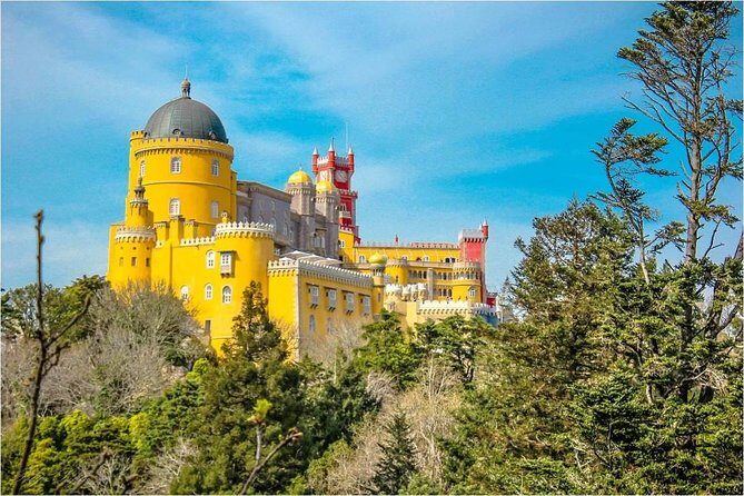 Full day Private tour Sintra + Cabo da Roca + Cascais (2 - 4 persons) - A Deep Dive into the Tour Experience