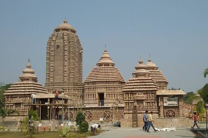Full Day Private Tour to Konark Temple and Puri from Bhubneswar - Final thoughts: Is this tour right for you?