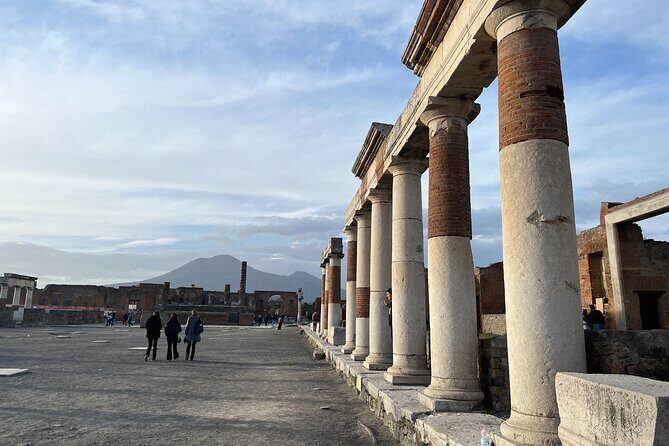 Full Day Private Tour to Pompeii, Herculaneum and Oplontis - Discovering Oplontis — A Hidden Gem