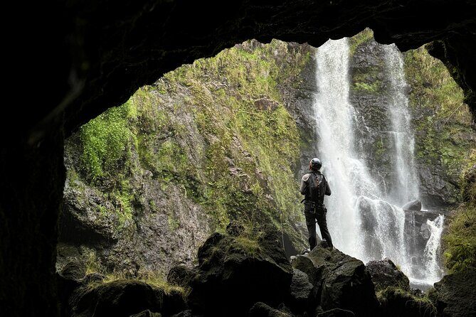 Full Day Private Waterfall Rappelling Adventure - Who Should Consider This Tour?