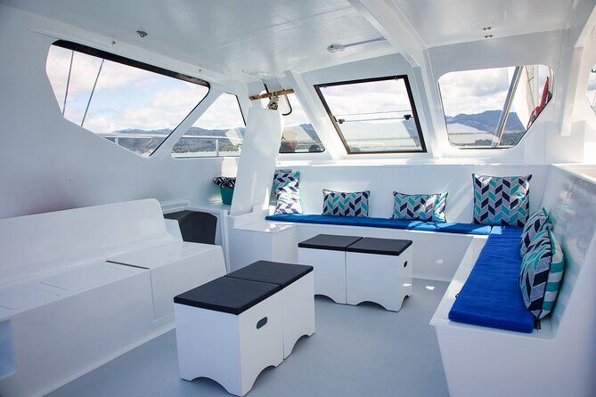 Full-Day Sailing Adventure in the Abel Tasman National Park - An In-Depth Look at the Experience