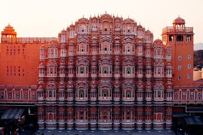 Full Day Sightseeing Jaipur Tour by Car With Guide Include Lunch - Key Points