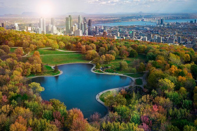 Full-Day small-group Montreal tour with Pickup and a Local Taste - A Deep Dive Into the Montreal Experience