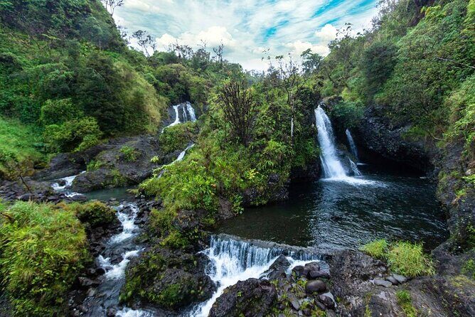 Full Day Small Group Tour of Maui Waterfall, Beach and Hana - An In-Depth Look at the Maui Waterfall, Beach, and Hana Tour